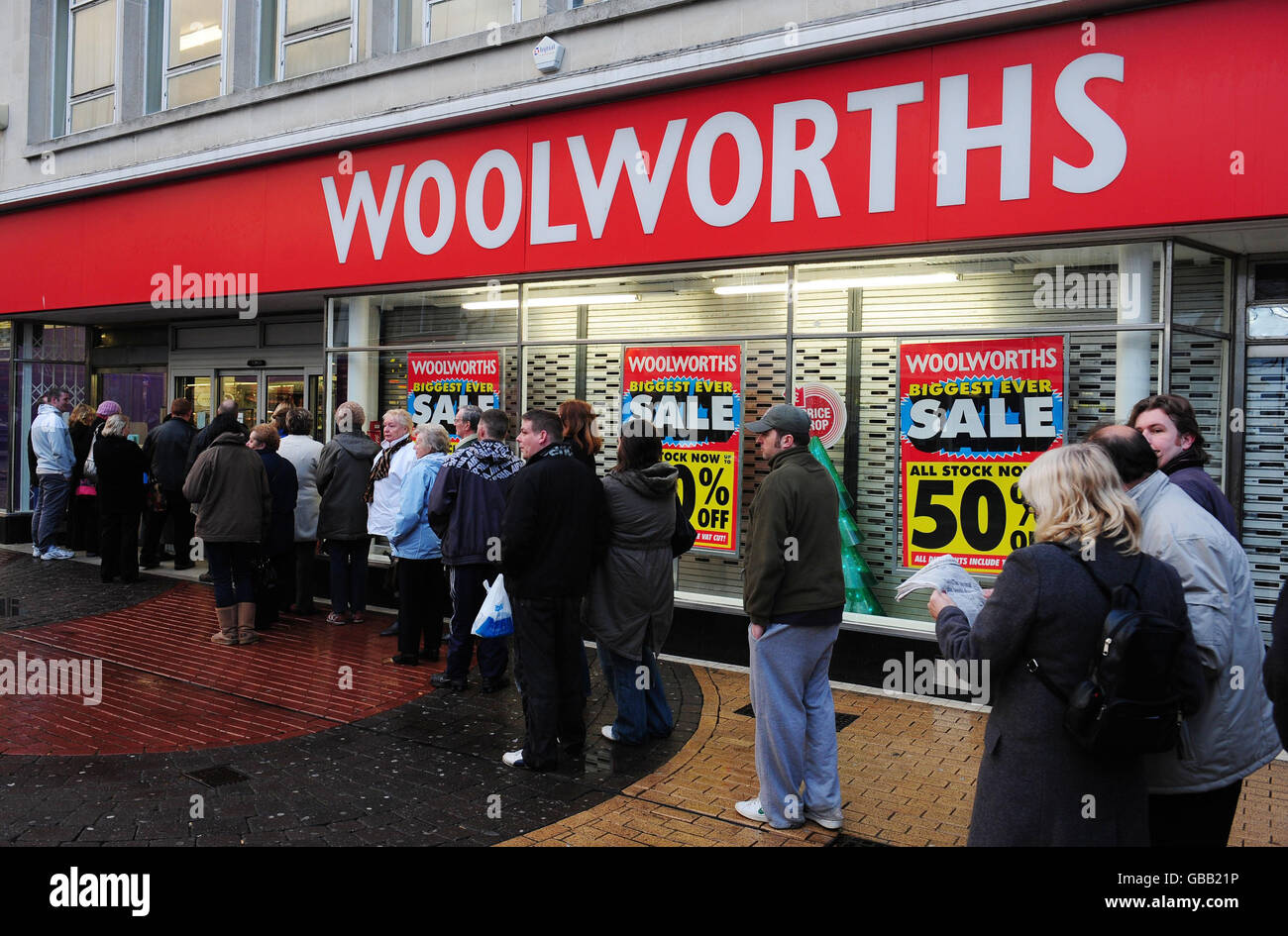 Woolworths to launch closing-down sale Stock Photo - Alamy