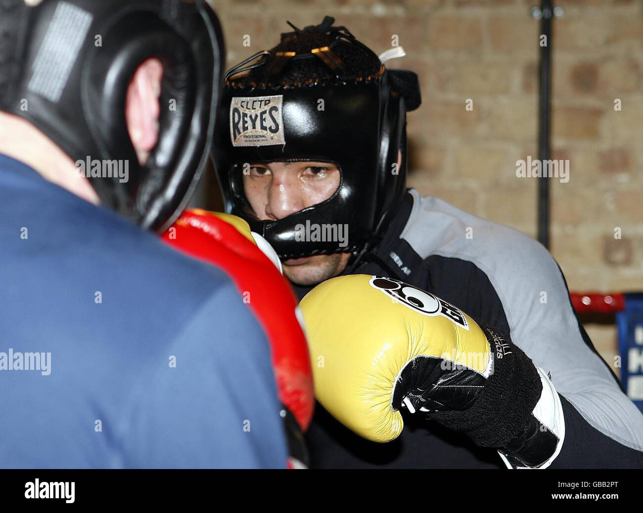 Boxing - Darren Sutherland Media Work-Out - The Real Fight Club Stock ...