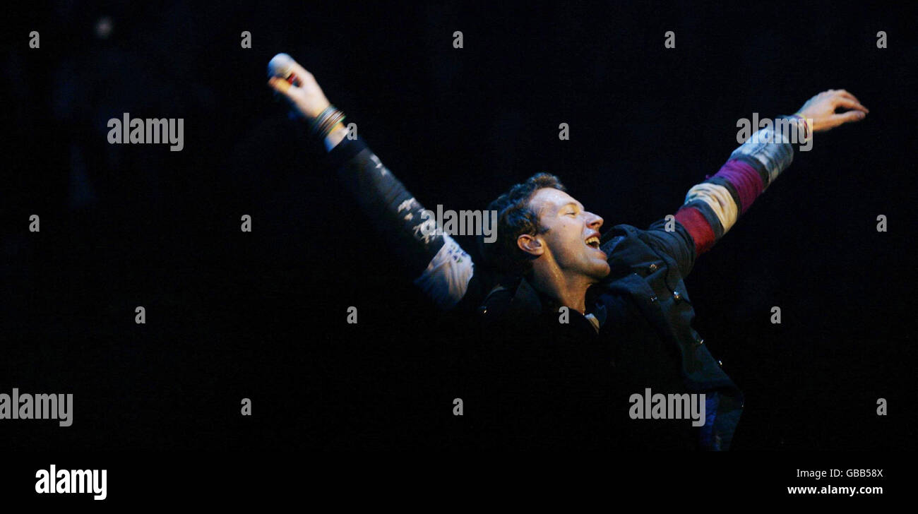 Coldplay perform 02 arena hi-res stock photography and images - Alamy