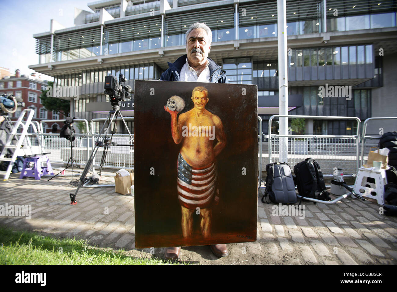 Political artist and painter Kaya Mar outside the Queen Elizabeth II ...