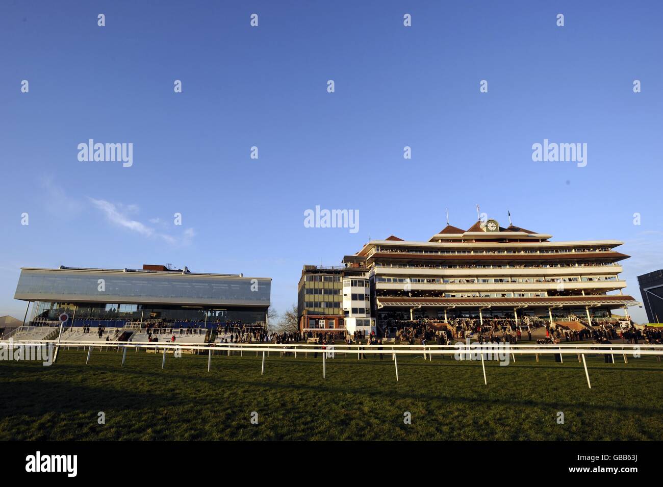 Main grandstand and winning post at newbury racecourse hi-res stock ...
