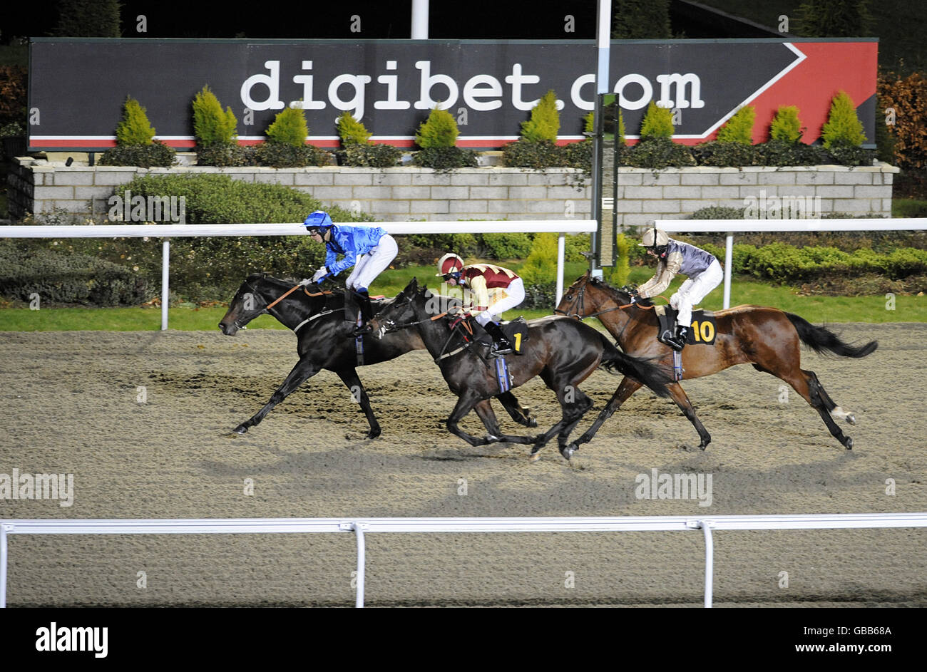 Night racing aw all weather hi-res stock photography and images - Alamy