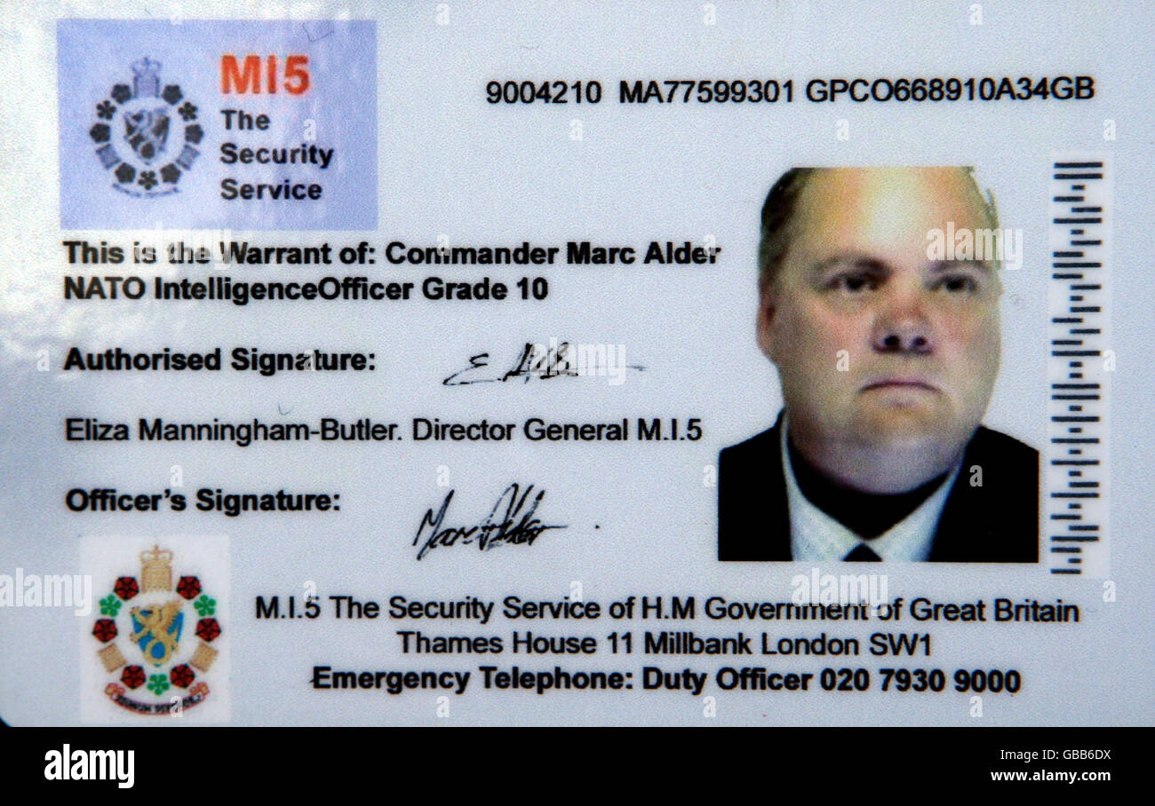 MI5 conman court case Stock Photo - Alamy