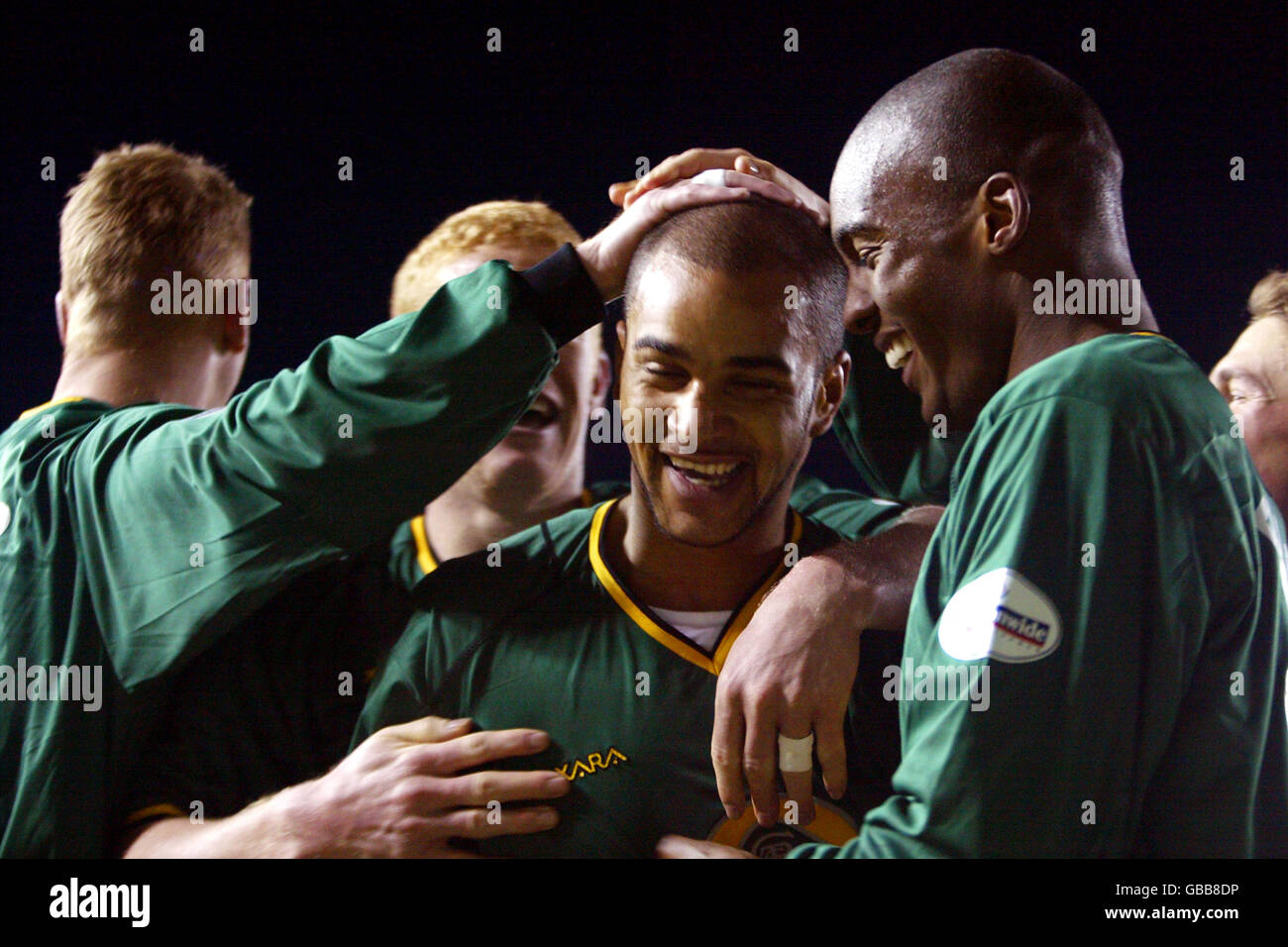 Celebration rub head football hi-res stock photography and images - Alamy