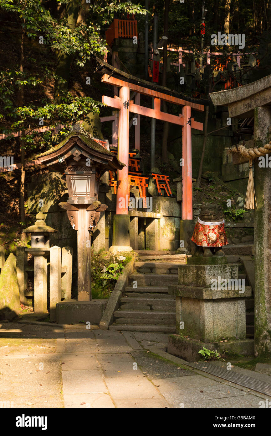 Famous kyoto shrines hi-res stock photography and images - Alamy