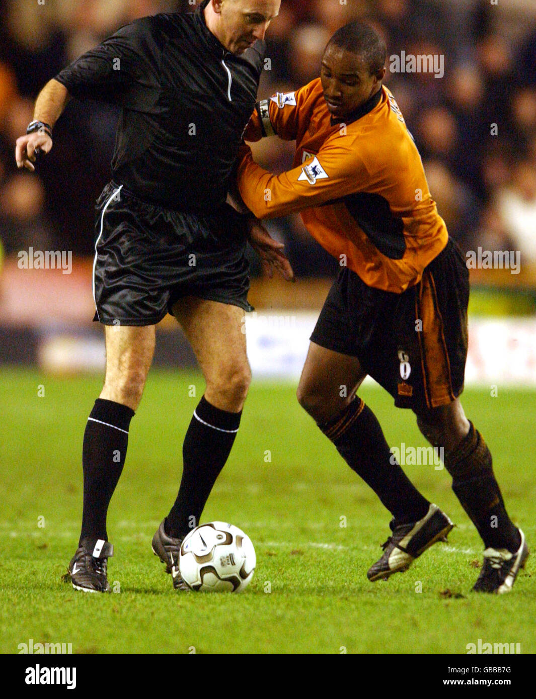Wolverhampton Wanderers' Paul Ince pushes the referee Barry Knight as ...