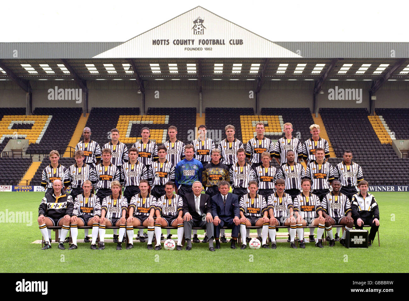 Soccer - Notts County Photocall - Team Group Stock Photo - Alamy