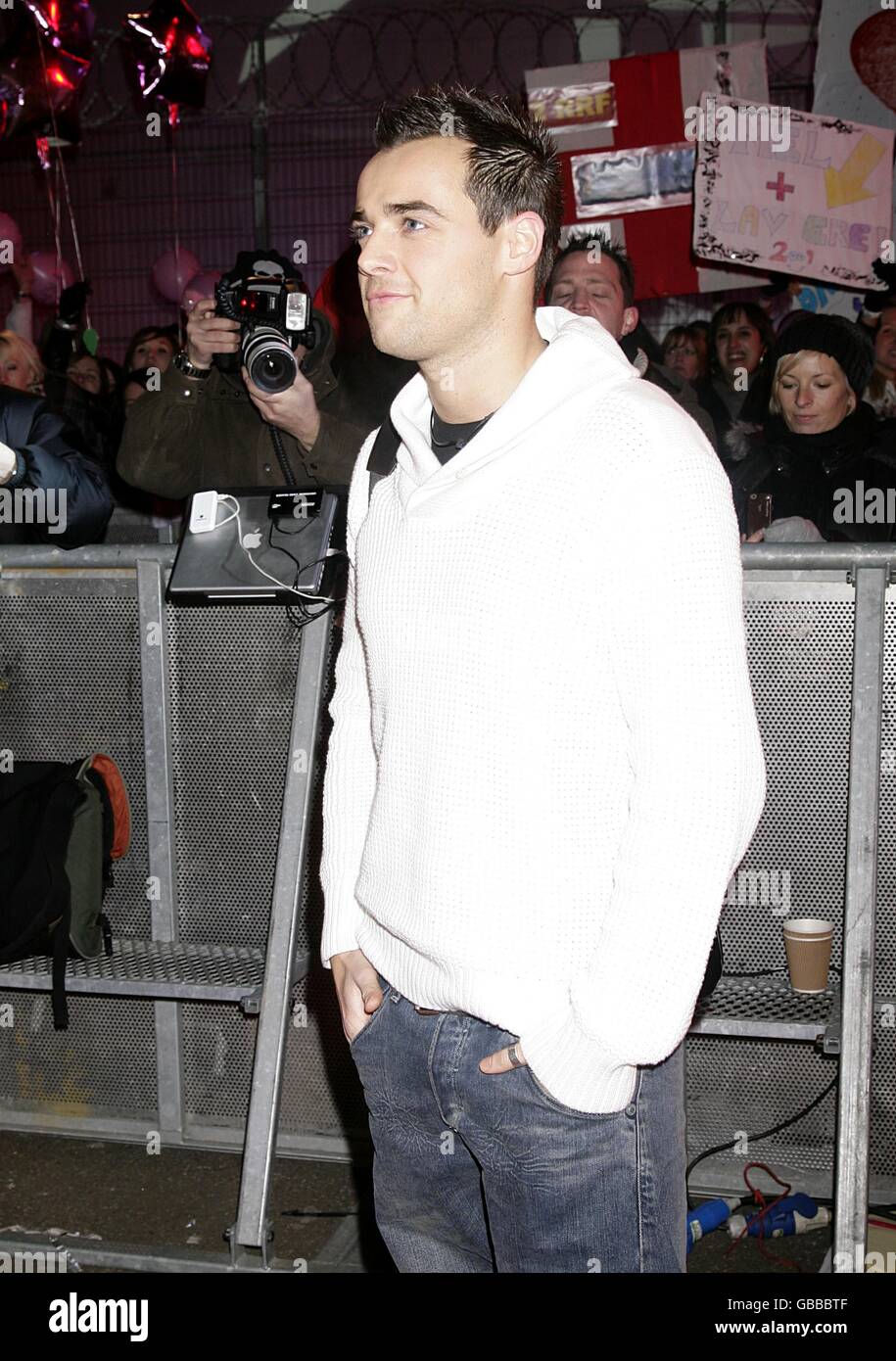 Celebrity Big Brother 2009 Launch - Hertfordshire. Ben Adams arrives to ...