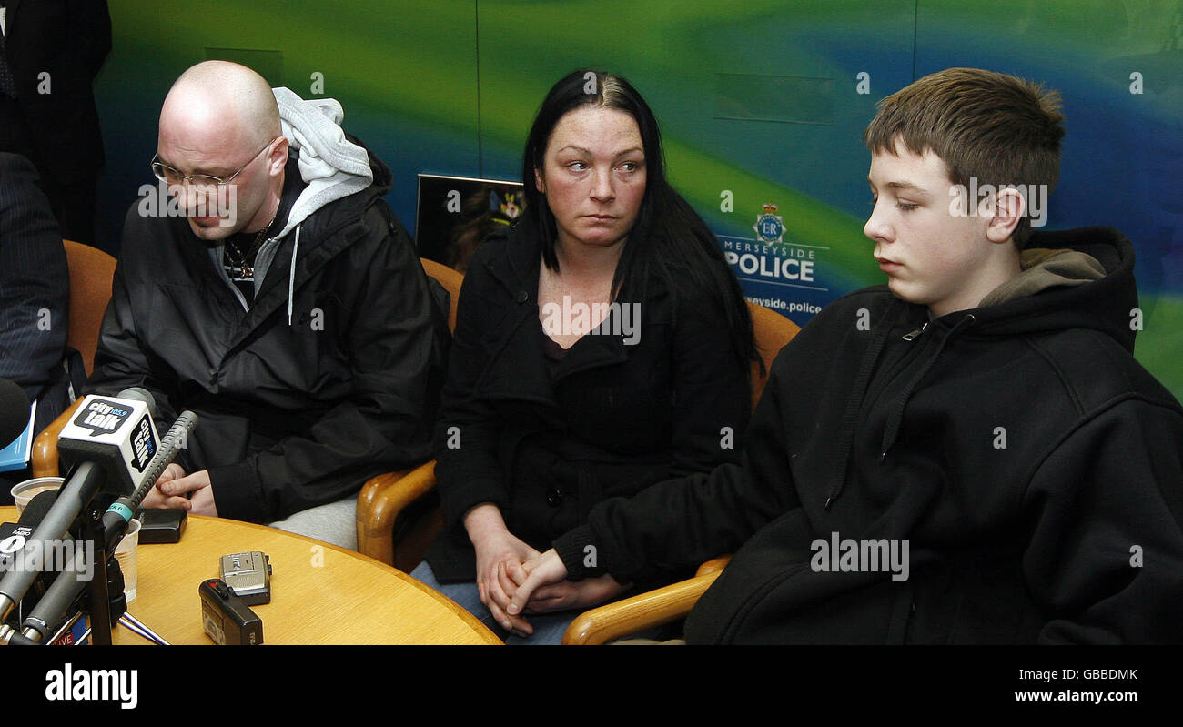 Sad son has left home hi-res stock photography and images - Alamy