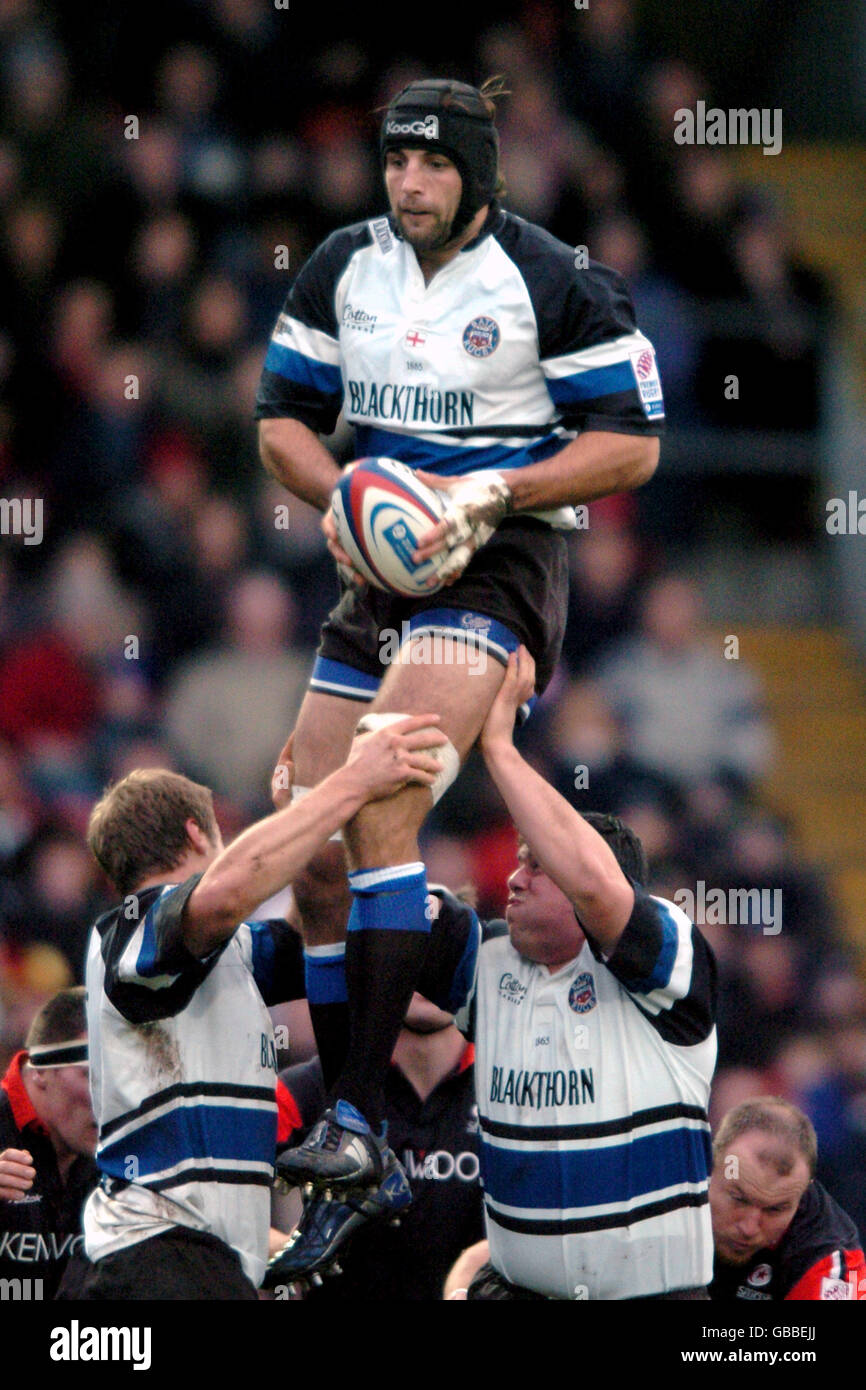 Catch scrum cap lift jump hi-res stock photography and images - Alamy