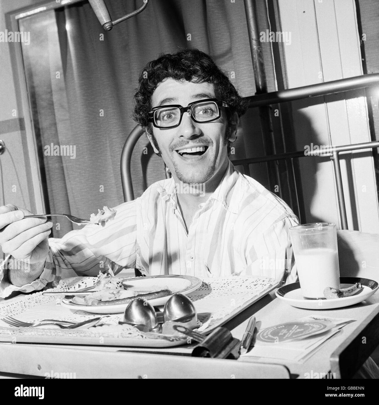 Chicken pop Black and White Stock Photos & Images - Alamy