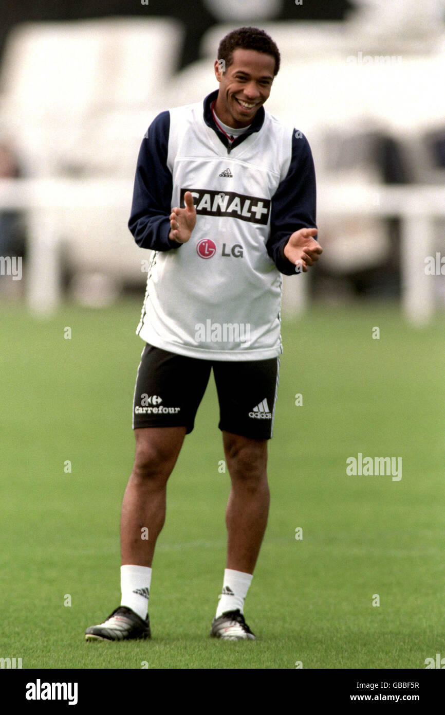 Soccer euro 2000 final france v italy france training hi-res stock ...
