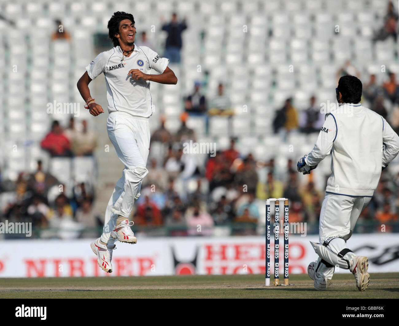 Cricket - Second Test - Day Five - India v England - Punjab Cricket ...