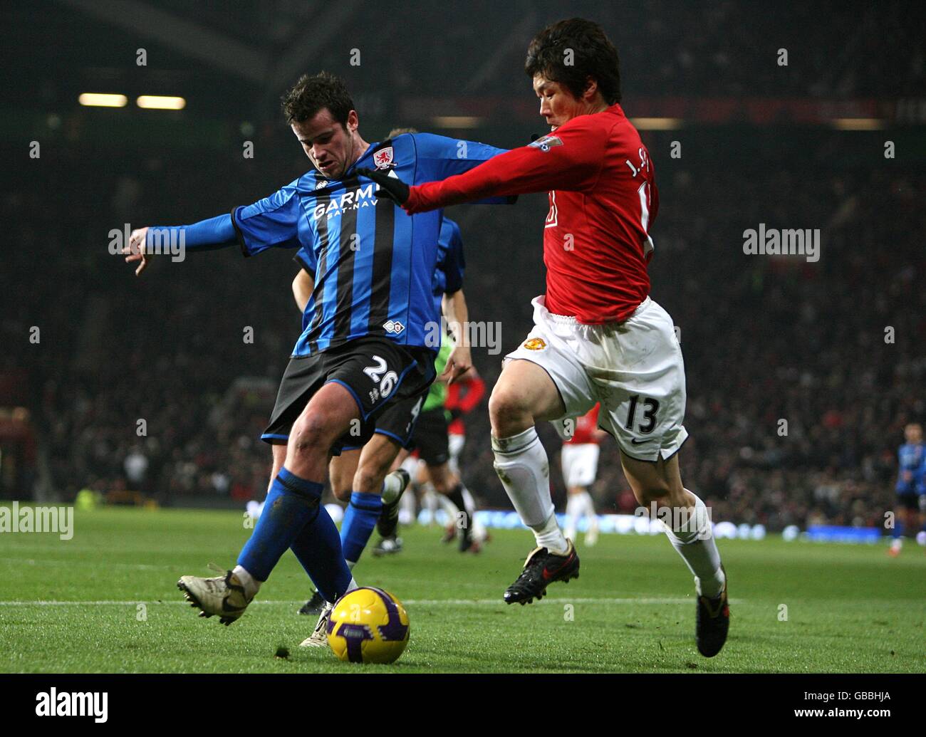 Middlesbrough's Matthew Bates and Manchester United's Ji-Sung Park ...