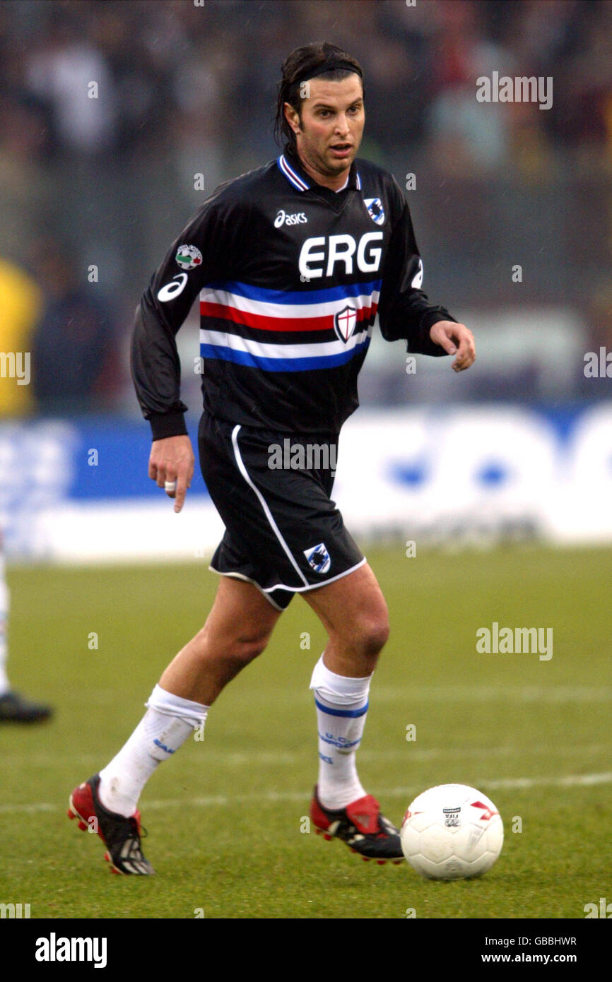 Doni cristiano hi-res stock photography and images - Alamy