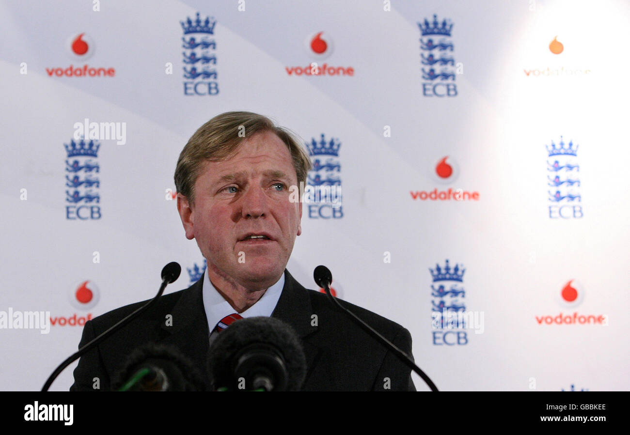 Cricket - England Press Conference - The Brit Oval Stock Photo - Alamy