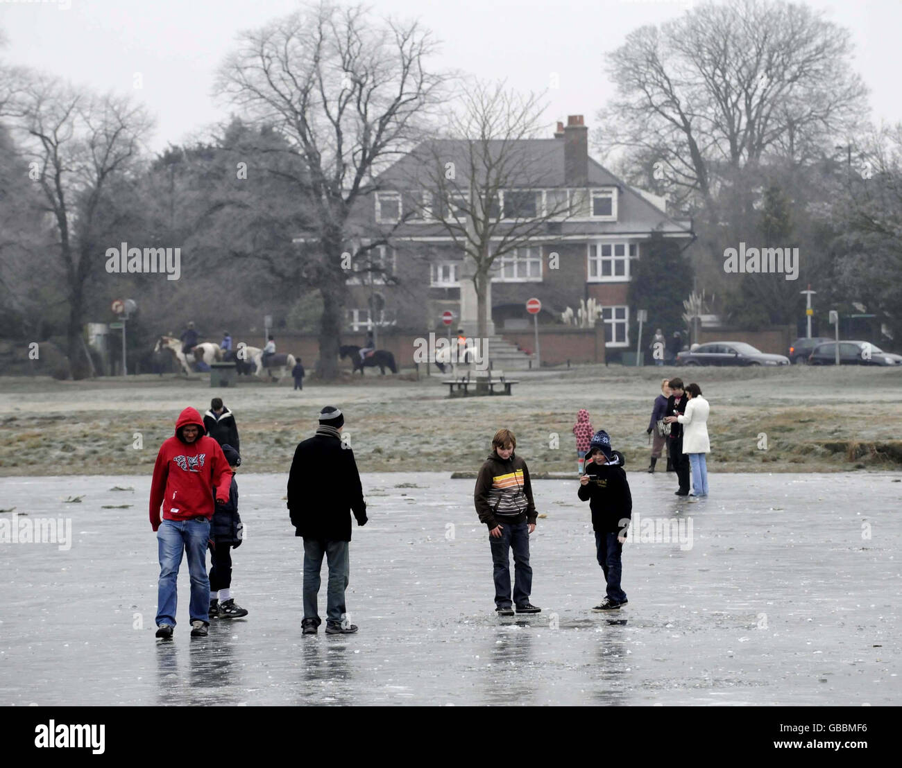 Weather snow full length walking mangdm hi-res stock photography and ...