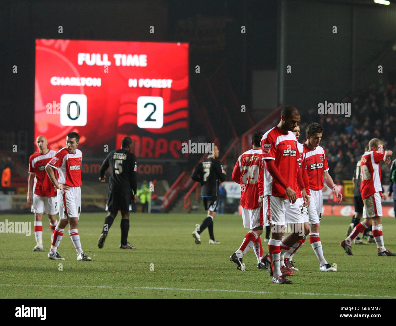 Charlton Athletic trudge off dejected at full time during the Coca-Cola ...