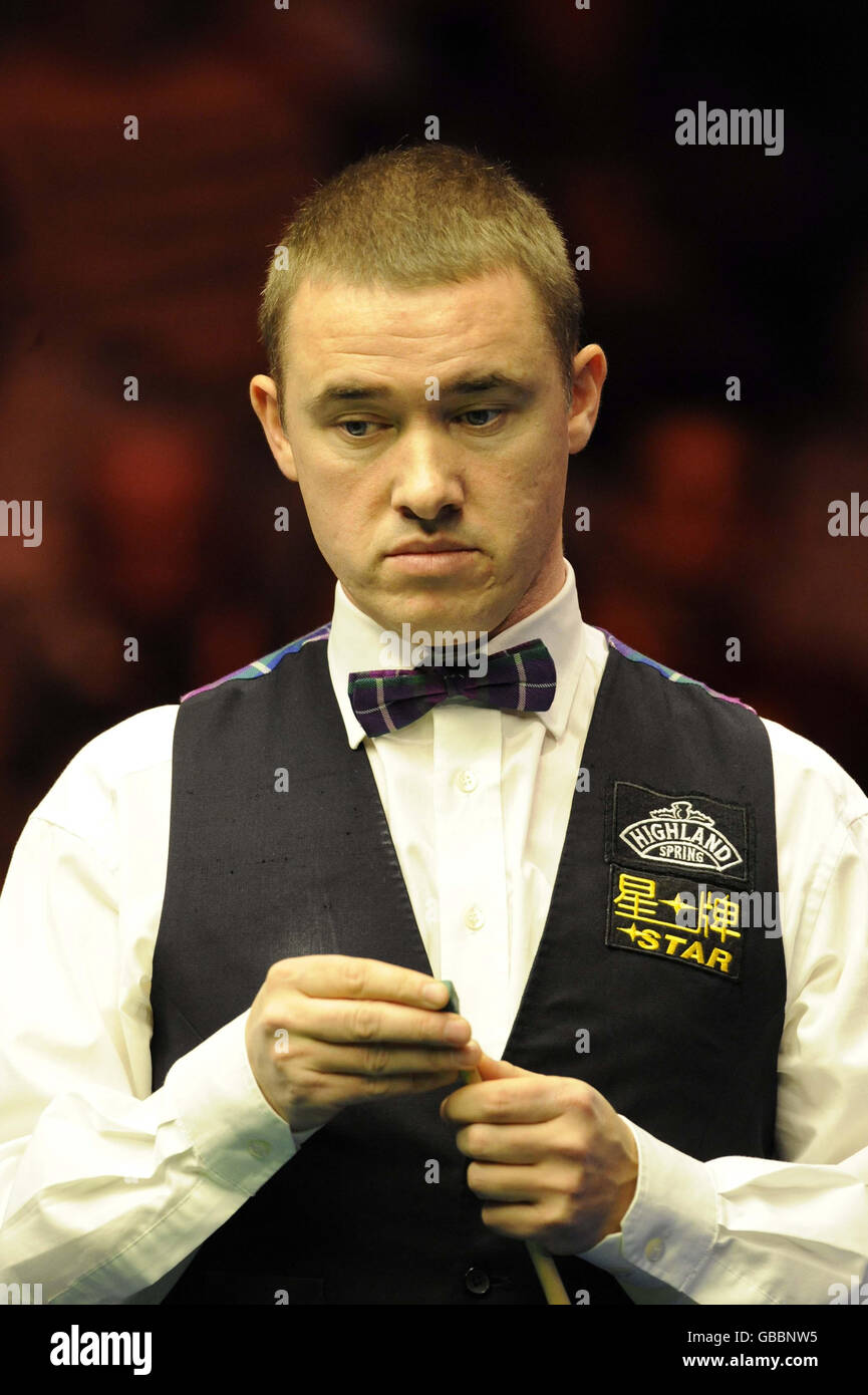 Stephen hendry world champion hi-res stock photography and images - Alamy