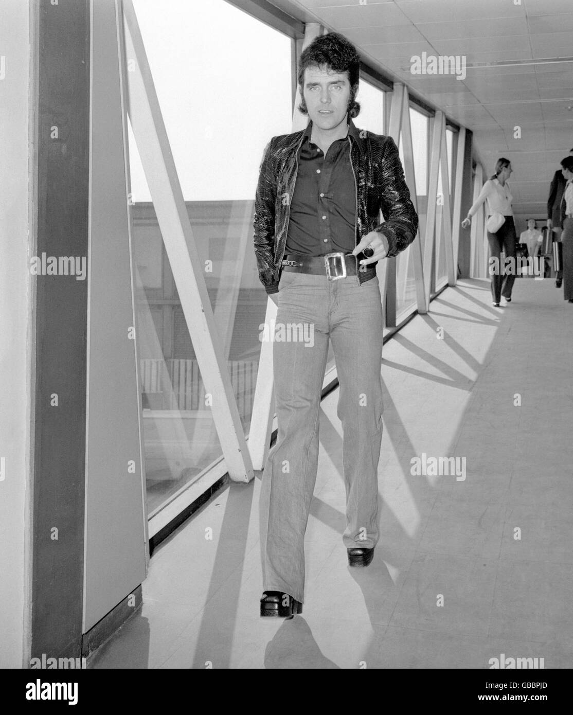 Pop singer Alvin Stardust at Heathrow Airport, where he was travelling ...