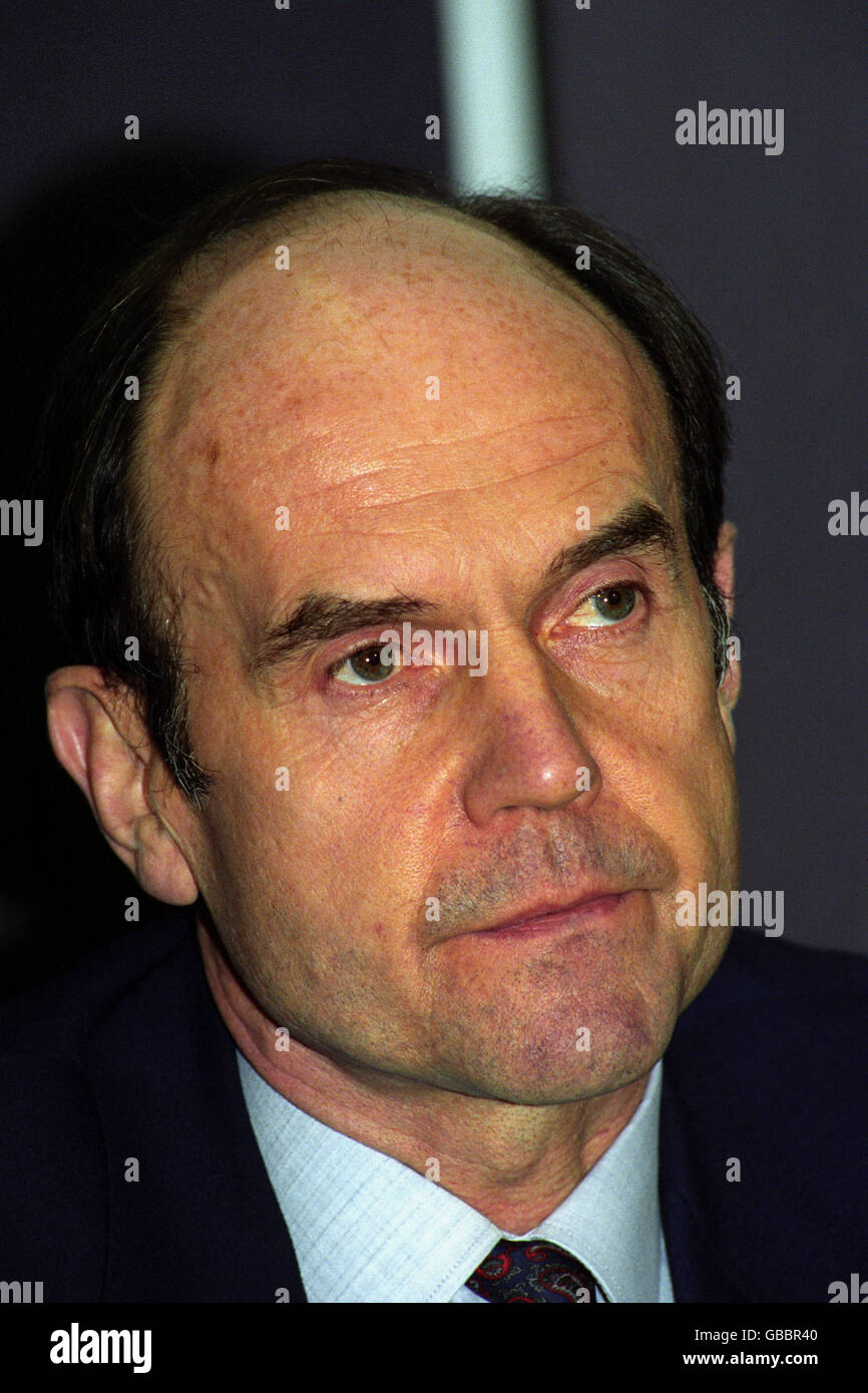 Chief inspector of hmi of education hi-res stock photography and images ...