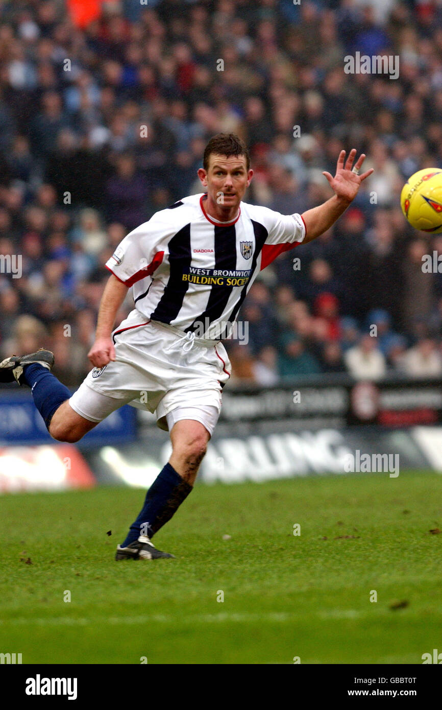 Mark kinsella west bromwich albion hi-res stock photography and images ...
