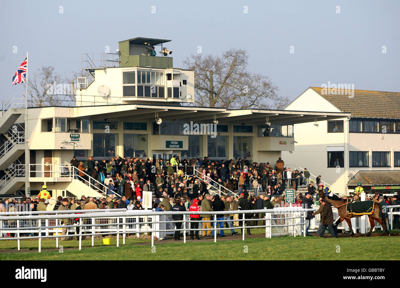Taunton racecourse general view hi-res stock photography and images - Alamy
