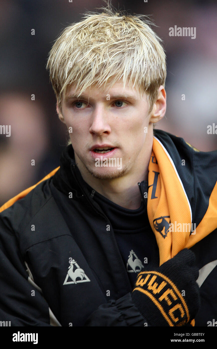 Andrew wolves head shot football football hi-res stock photography and ...