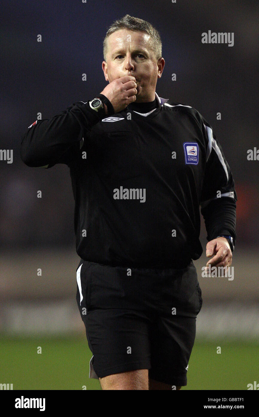 Soccer - Coca-Cola Football League Championship - Wolverhampton ...