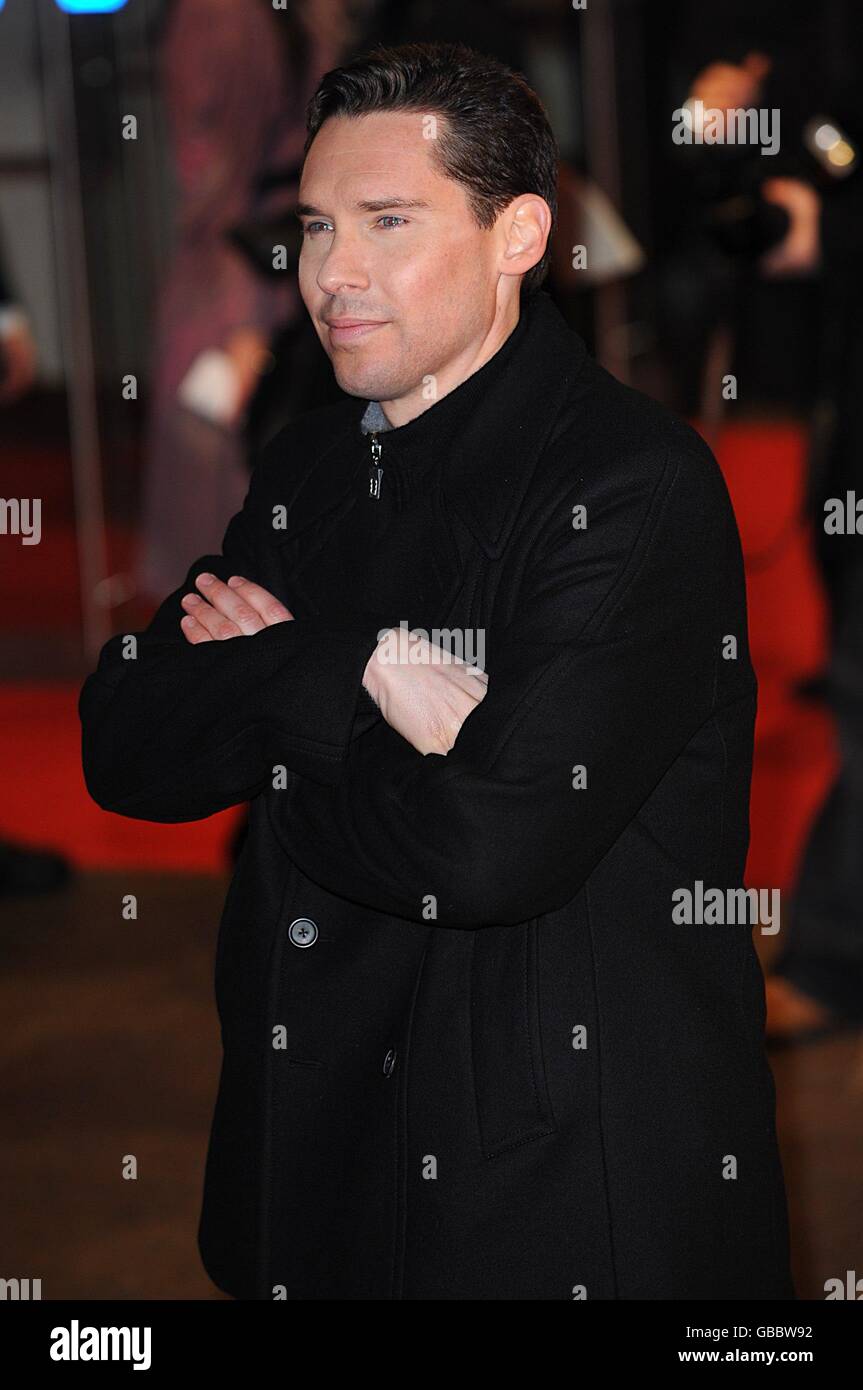 Bryan singer arrives for the uk premiere of valkyrie hi-res stock ...