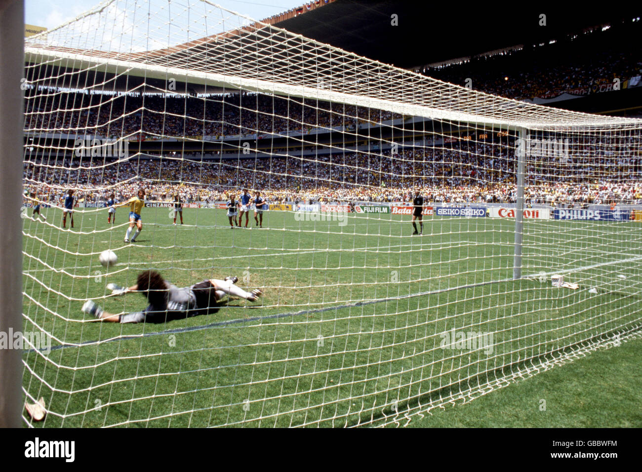 Zico brazil world cup hi-res stock photography and images - Alamy