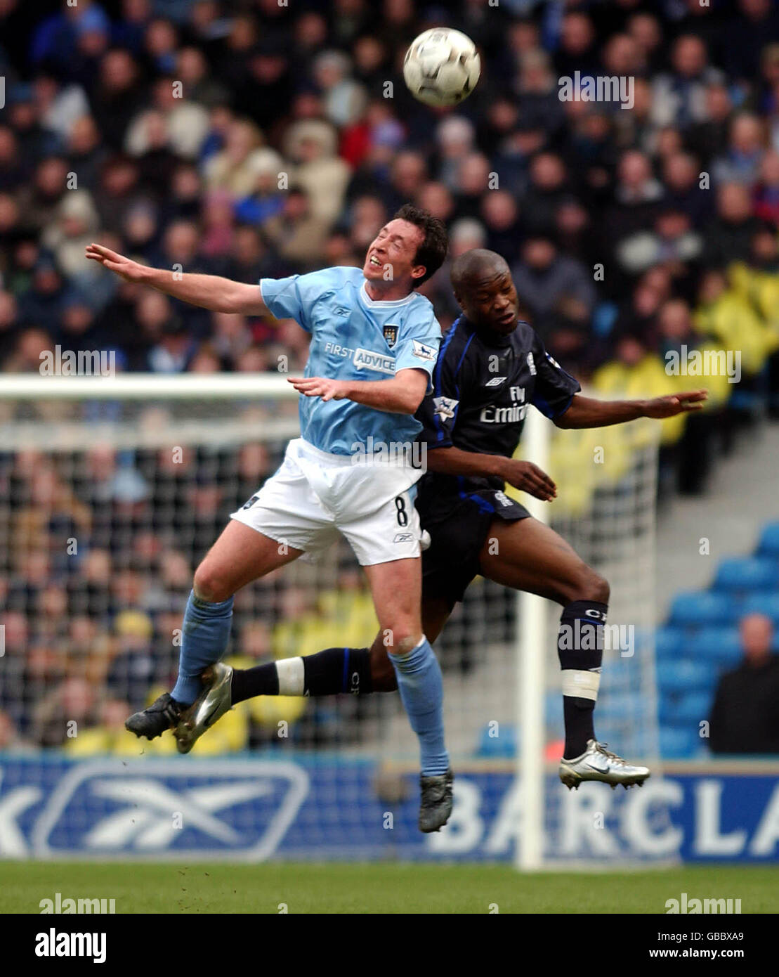 Manchester citys robbie fowler and chelseas wiliam gallas hi-res stock ...