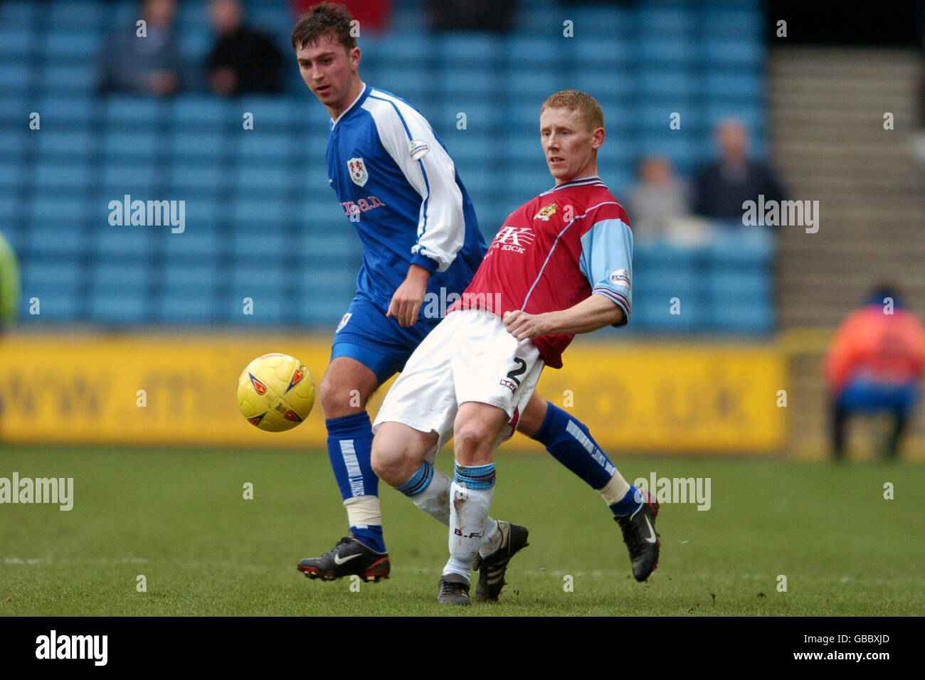 Millwalls peter sweeney and burnleys lee roche hi-res stock photography ...