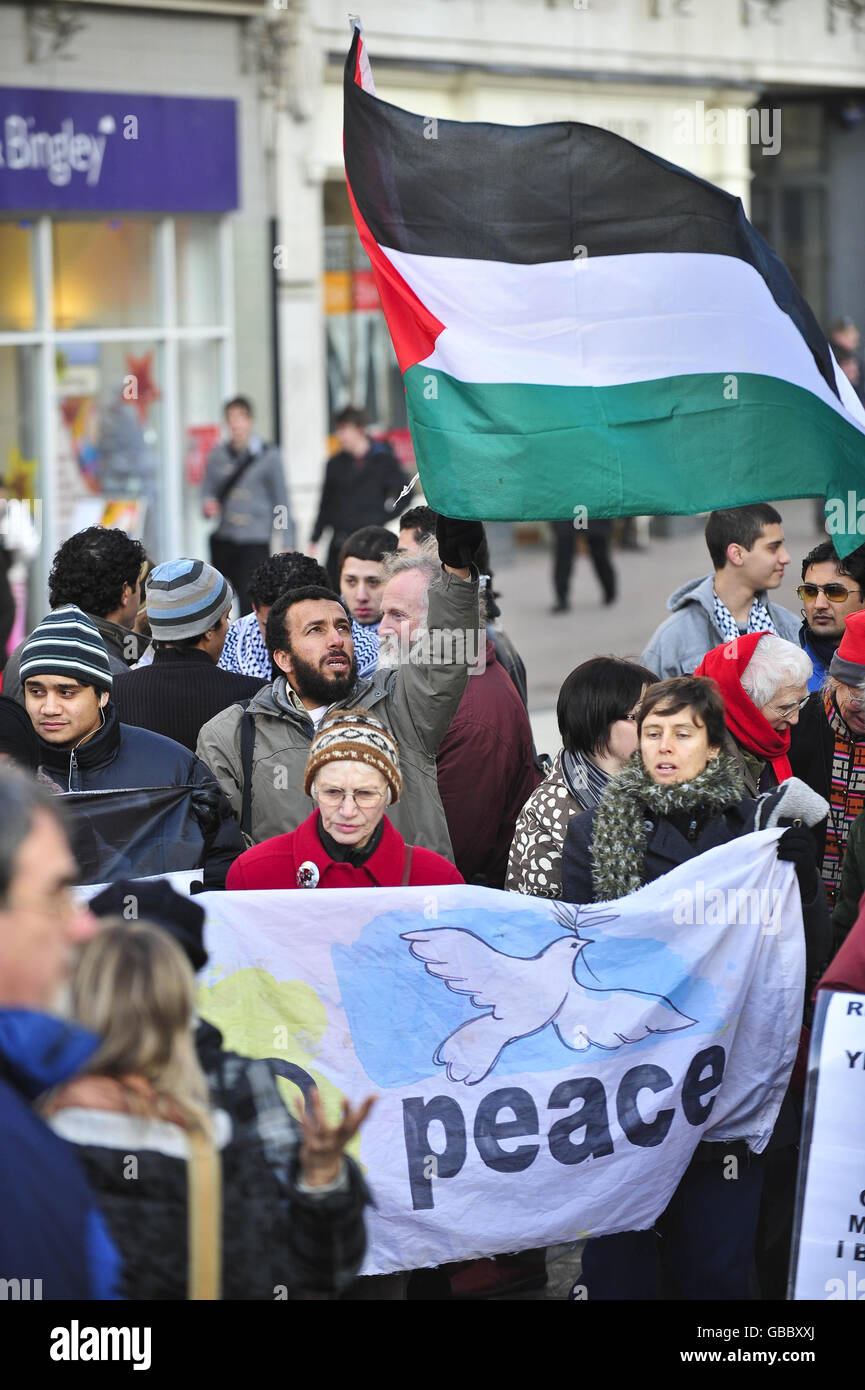 Cardiff city centre flag hi-res stock photography and images - Alamy