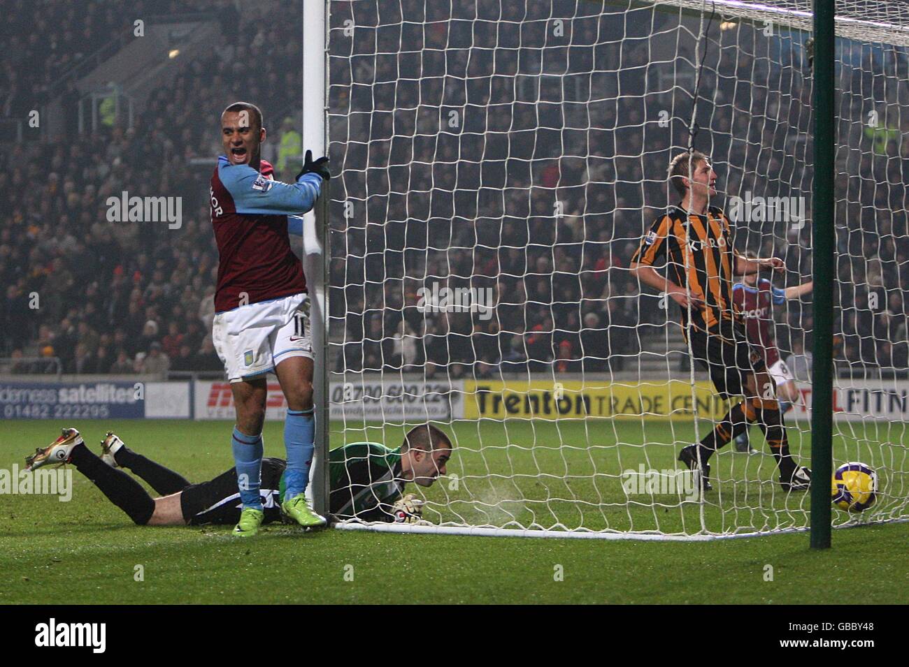 Aston Villa's Gabriel Agbonlahor celebrates after Hull City goalkeeper ...
