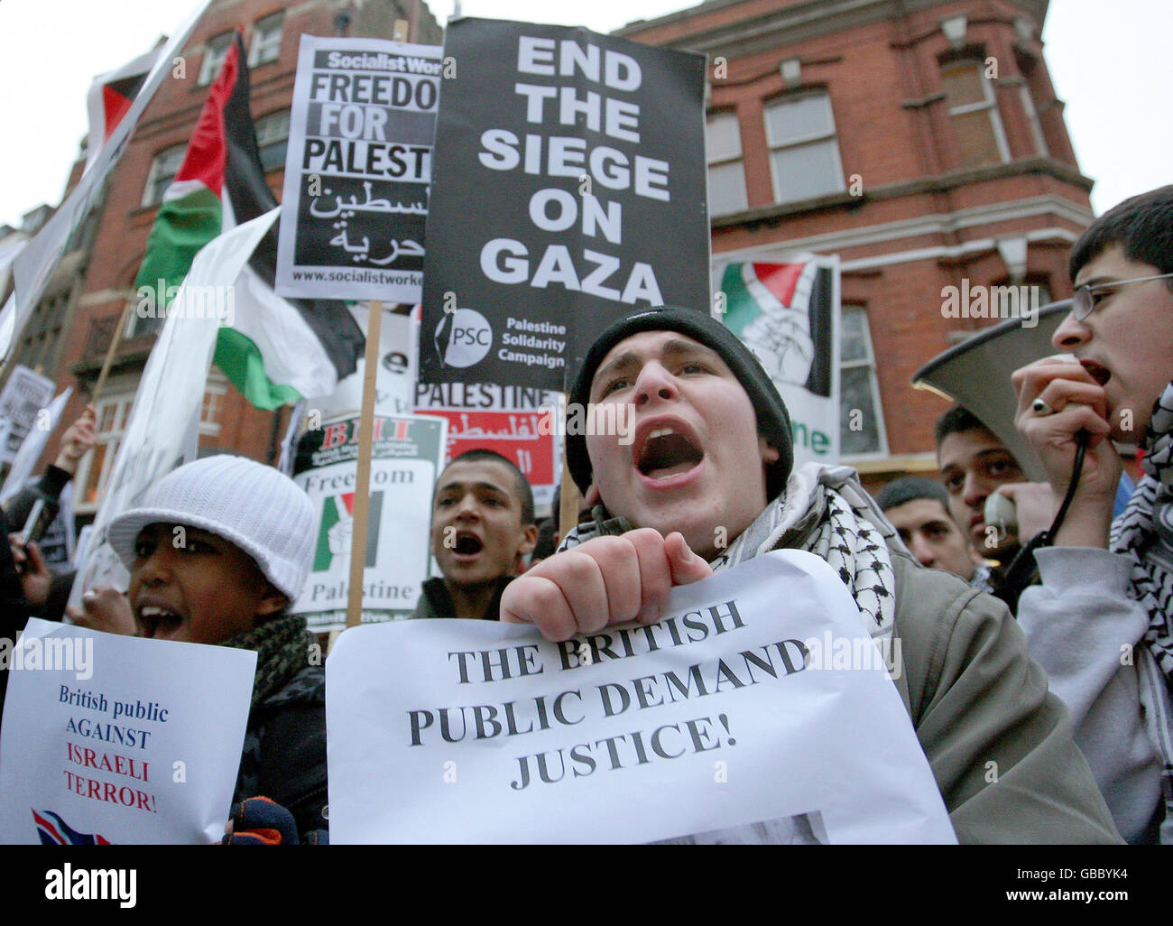 London israeli embassy hi-res stock photography and images - Alamy
