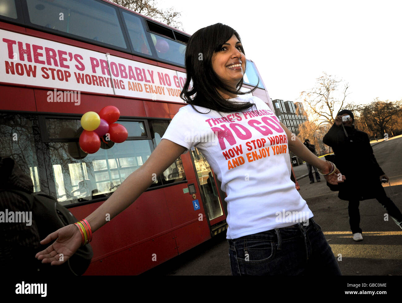 Journalist for the guardian hi-res stock photography and images - Alamy