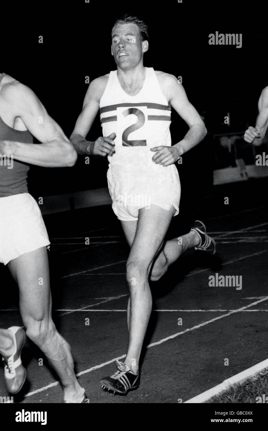 Athletics great britain v ussr hi-res stock photography and images - Alamy