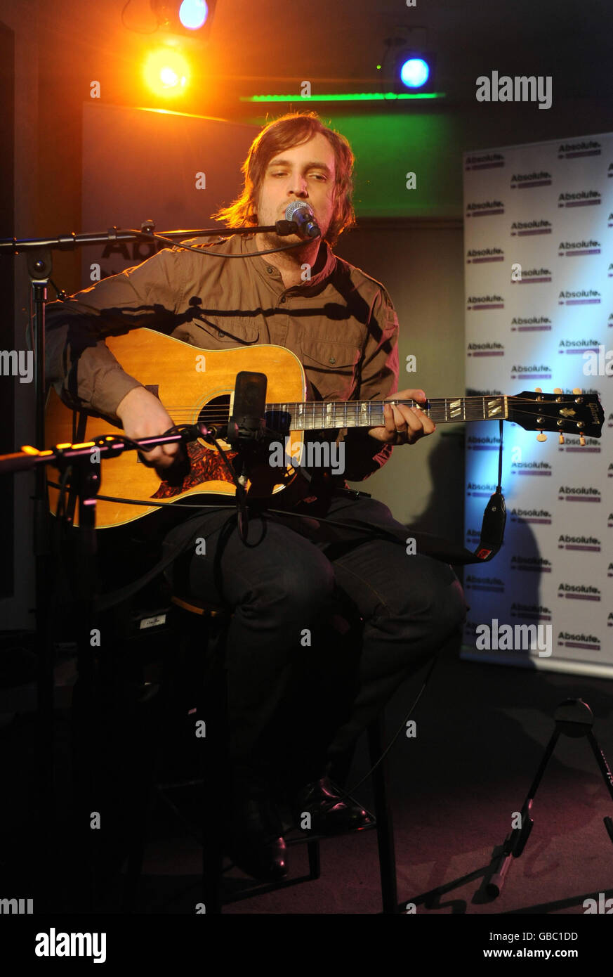 James Walsh of Starsailor performs an intimate gig for Absolute Radio ...
