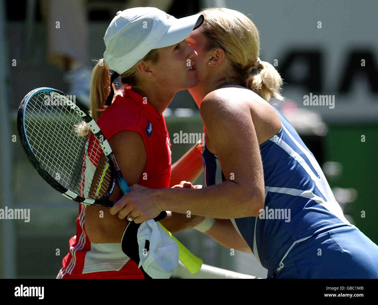 2004 australian open justine henin hi-res stock photography and images ...