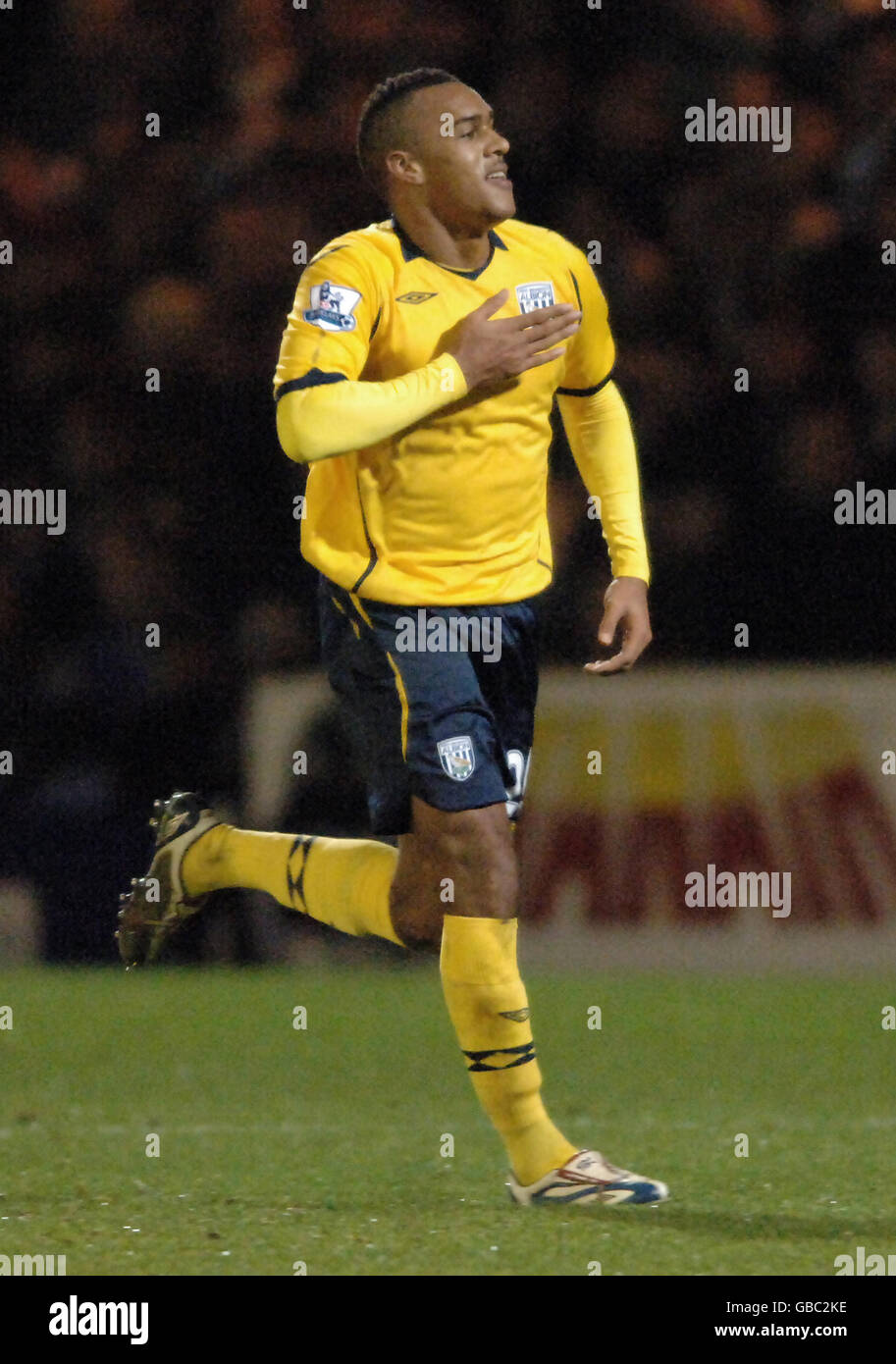 West Bromwich Albion's Jay Simpson celebrates his goal Stock Photo - Alamy