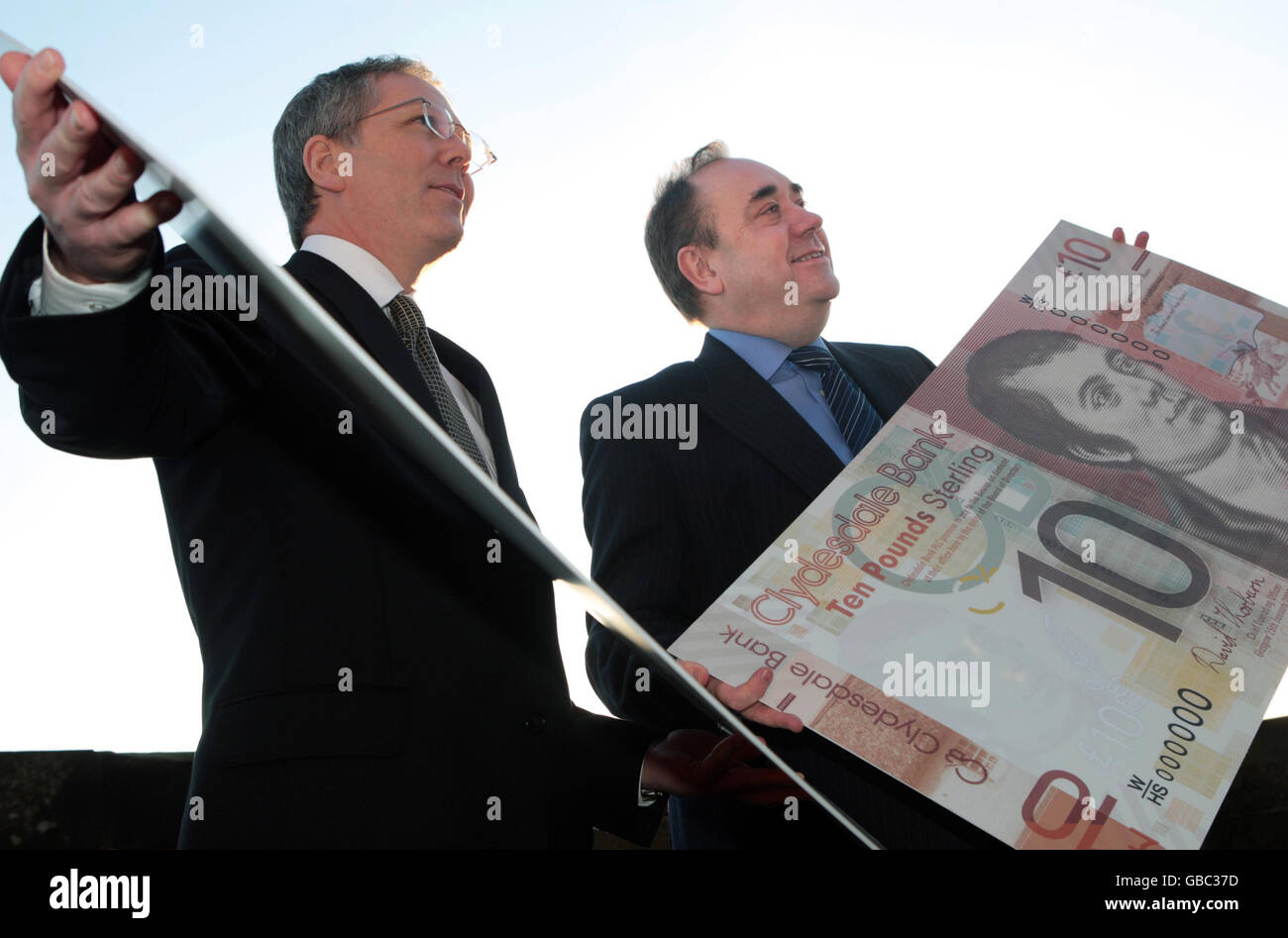 First Minister Alex Salmond and Clydesdale Bank chief David Thorburn at ...