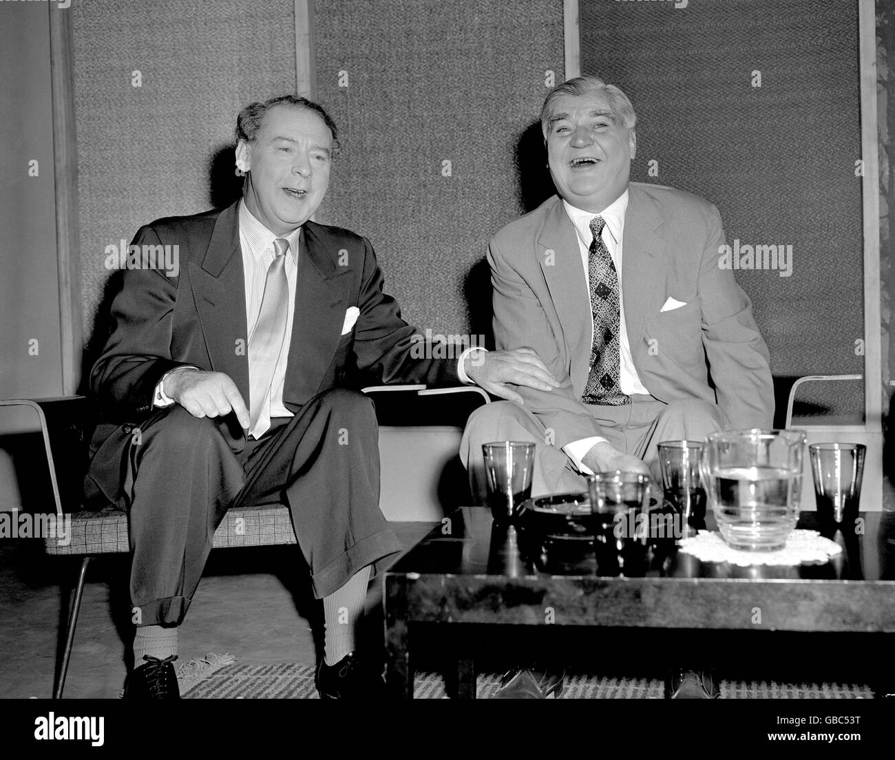Politics - Hugh Gaitskell and Aneurin Bevan - 1959 Stock Photo - Alamy