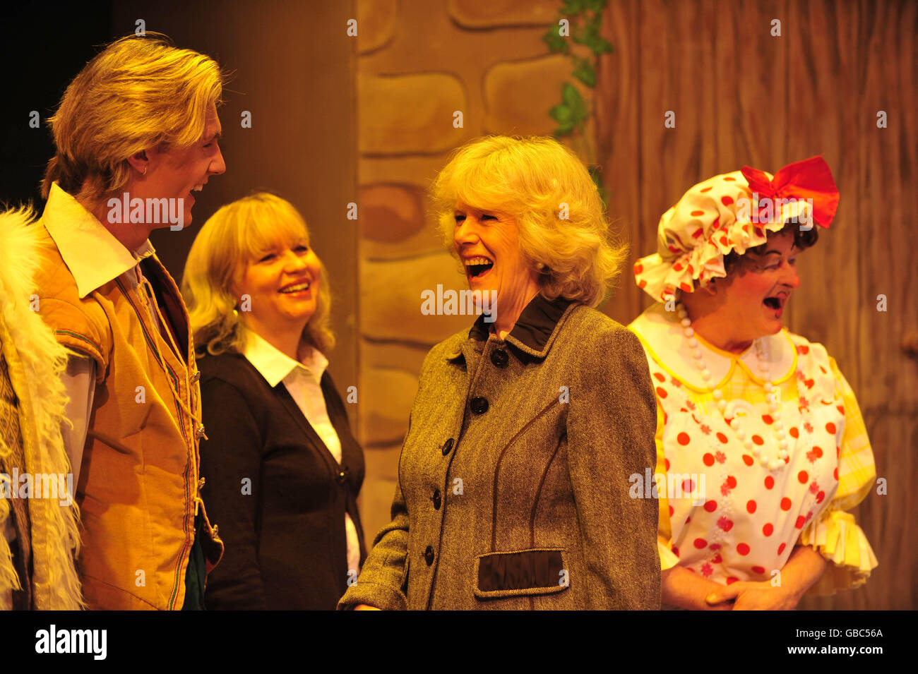 British pantomime panto hi-res stock photography and images - Alamy