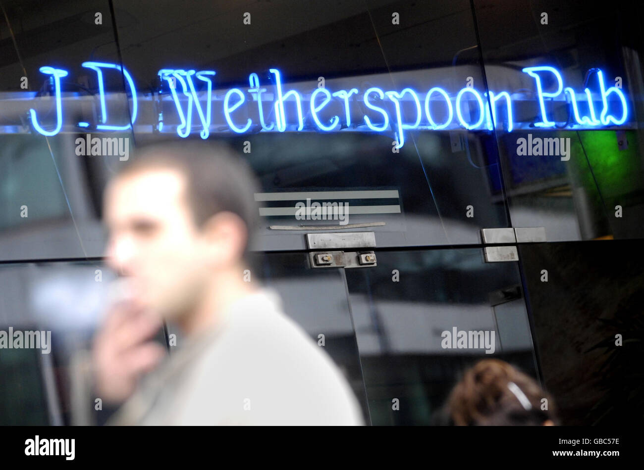 News city wetherspoon hi-res stock photography and images - Alamy
