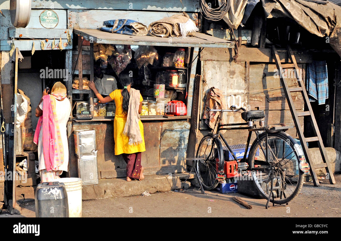 Travel Stock, India. A shop in the slums of Mumbai, India Stock Photo ...
