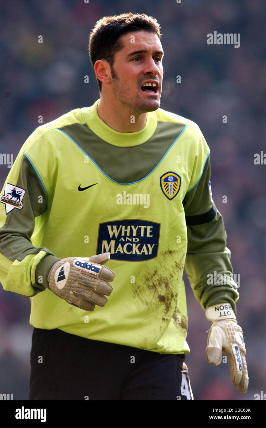 Leeds uniteds debutant goalkeeper scott carson hi-res stock photography ...