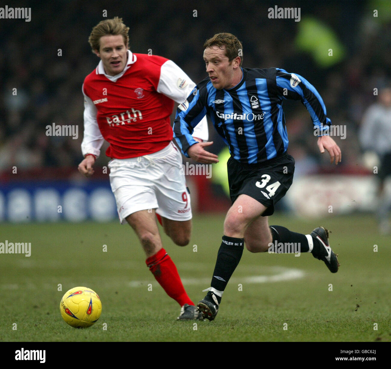 Rotherham United's Martin Butler (l) and Nottingham Forest's Alan ...