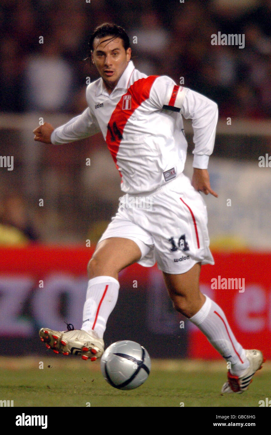 Soccer - International Friendly - Spain v Peru Stock Photo - Alamy