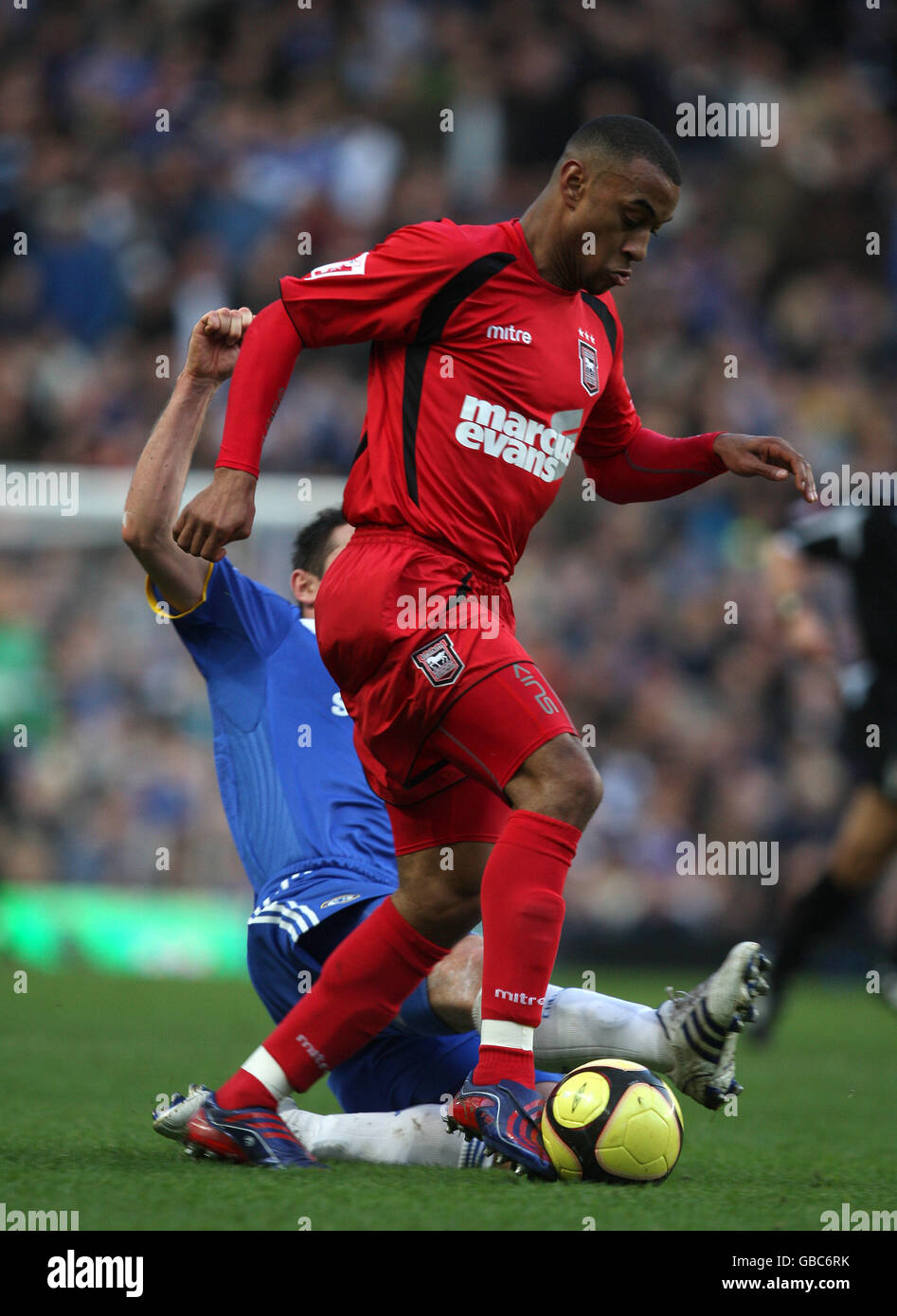 Chelsea's Frank Lampard and Ipswich Town's Danny Haynes Stock Photo - Alamy